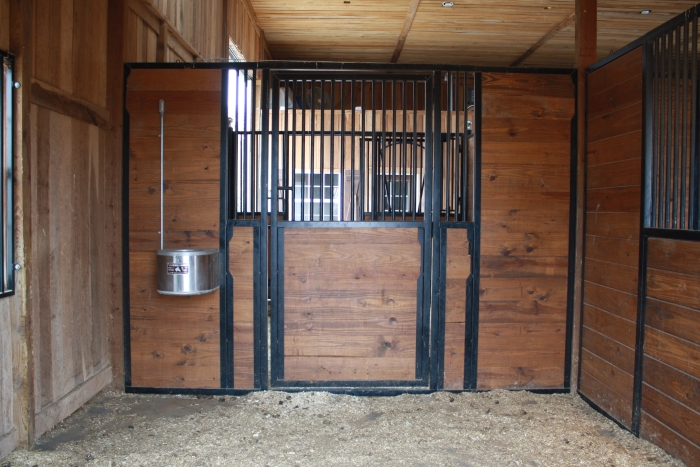 Dividing Walls For Horse Stalls - Rockin J Equine