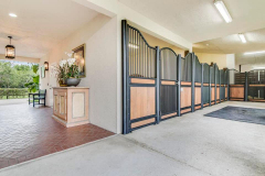 Horse Stable Stalls Customized For Barns - Rockin J Equine